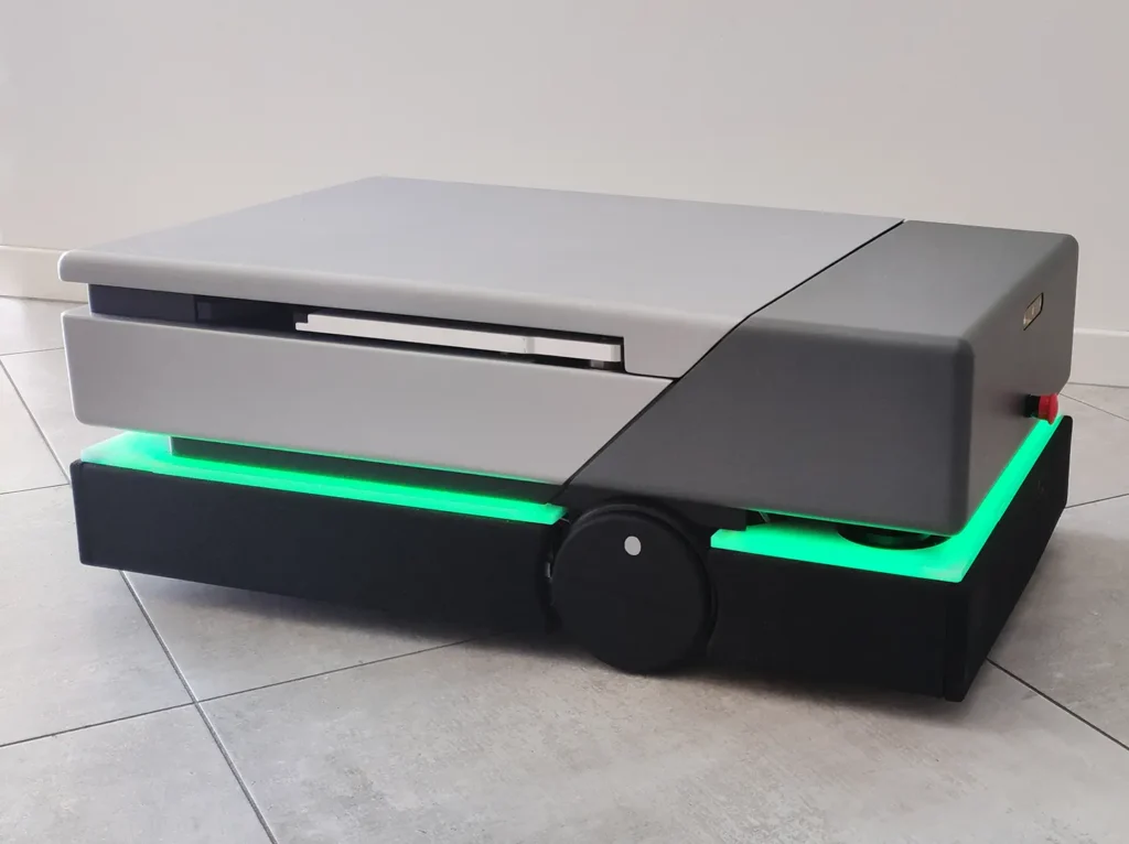 Customisable Autonomous Mobile Robots AMR in Fleet | Eureka System